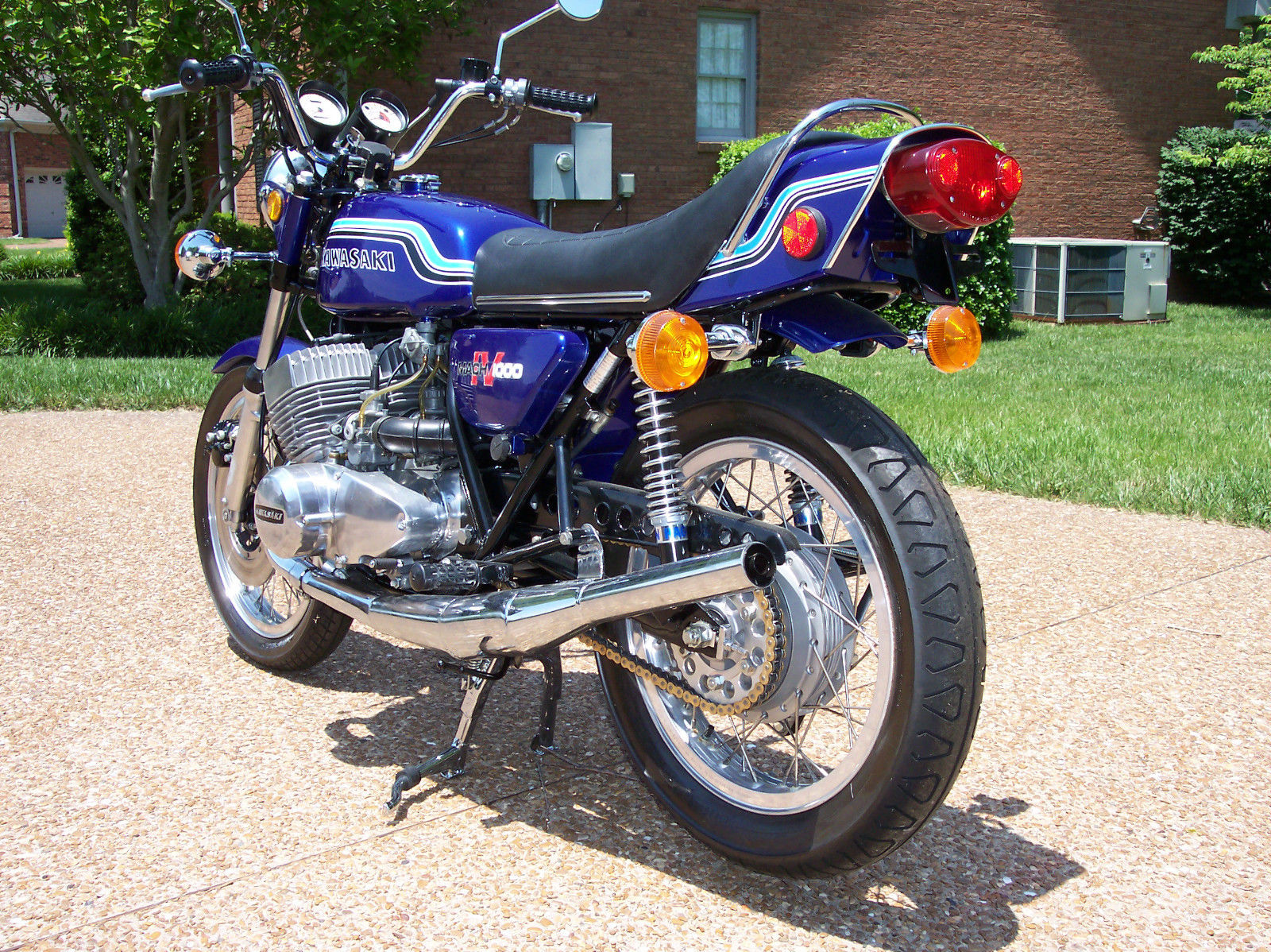 Allen Millyard Kawasaki 1000 – Rear Left | Bike-urious