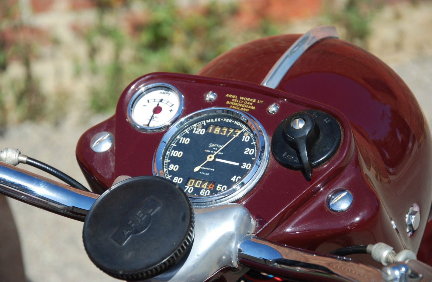 Ariel Squre Four with Garrard Sidecar – Cockpit | Bike-urious