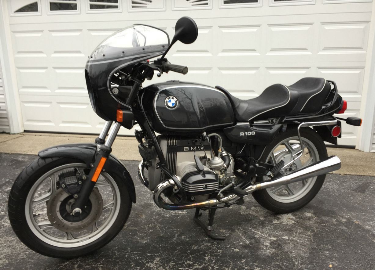BMW R100 Classic – Left Side | Bike-urious