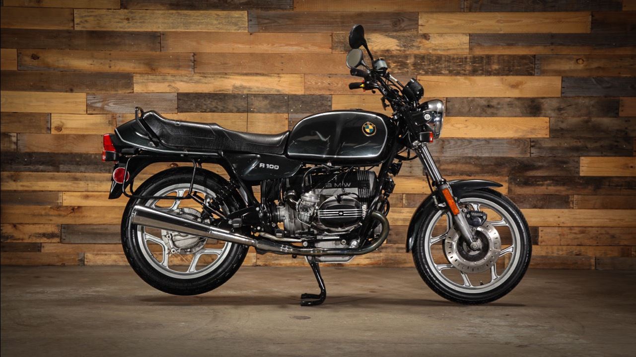 BMW R100 Classic – Right Side | Bike-urious