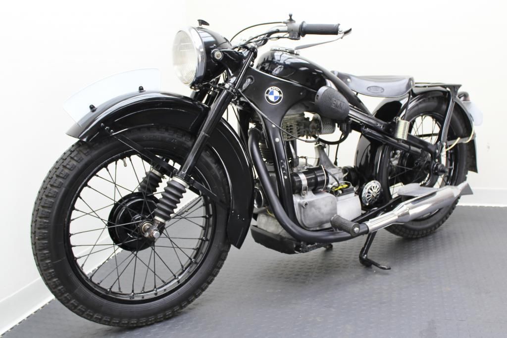 BMW R35 – Front Left | Bike-urious