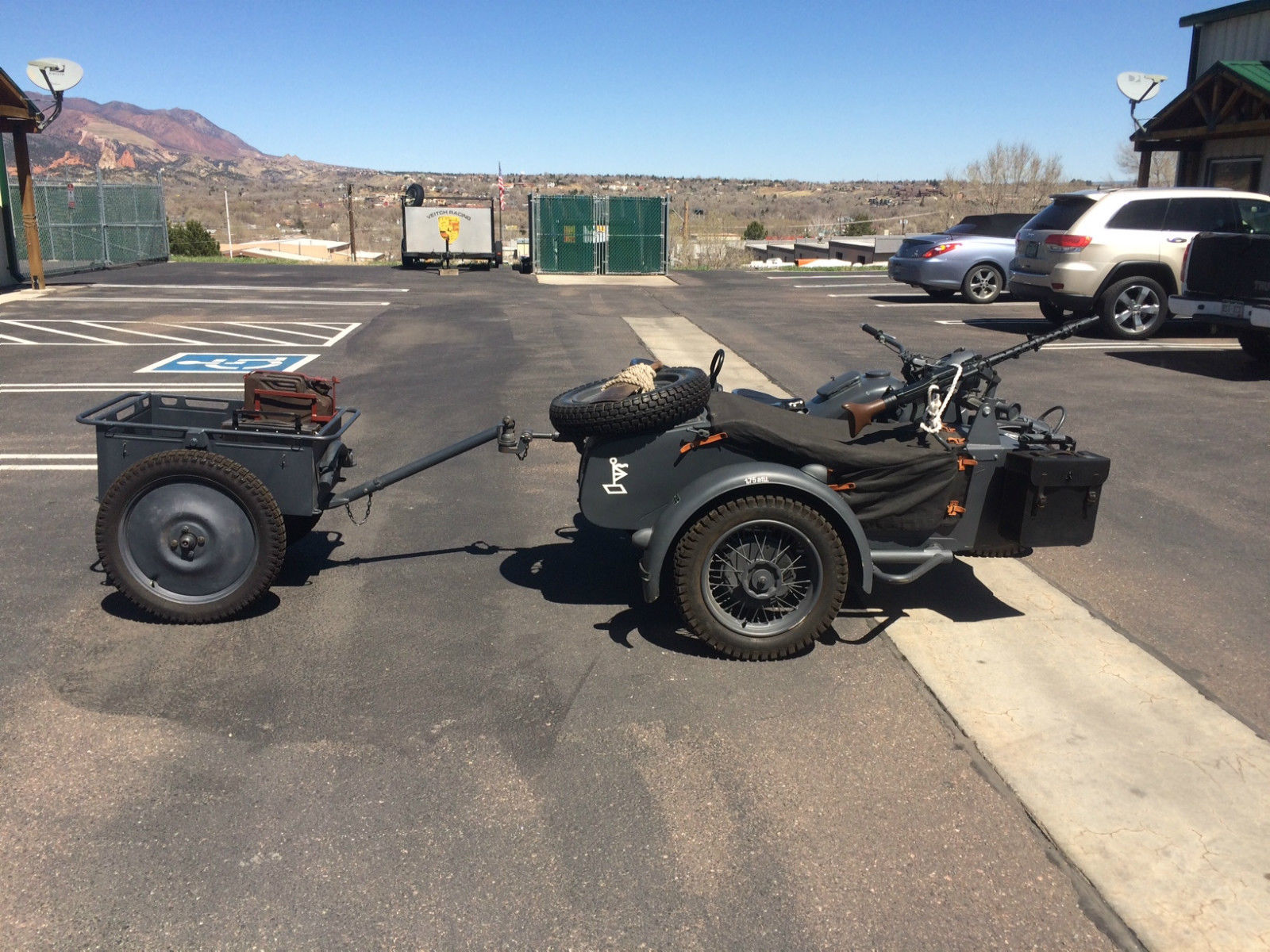 BMW R75 – Trailer Right Side | Bike-urious