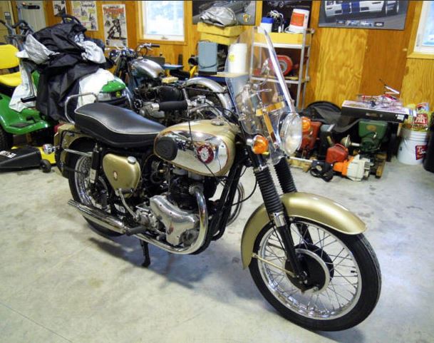 BSA Golden Flash – Front Right | Bike-urious