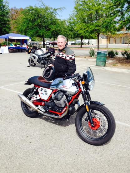 Barry Baxter – V7 Cafe Racer Right | Bike-urious