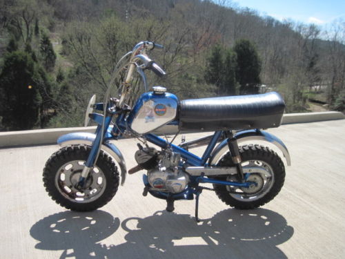 Benelli Dynamo – Left Side | Bike-urious