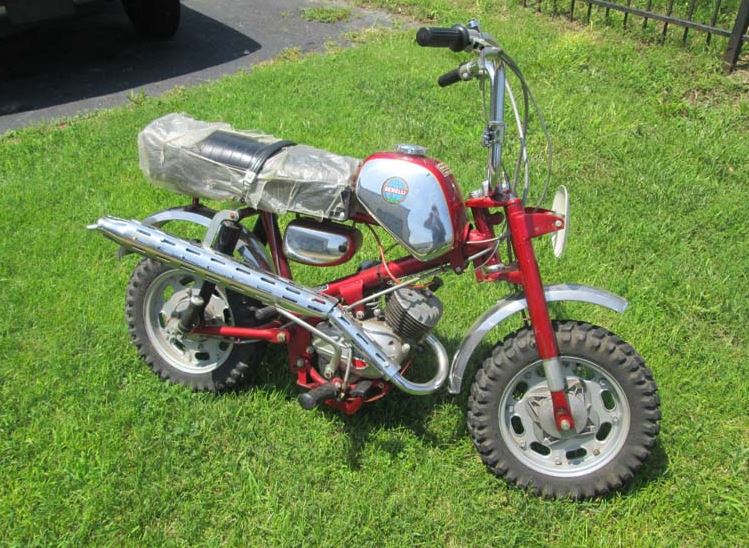 Benelli Dynamo Scrambler – Front Right | Bike-urious