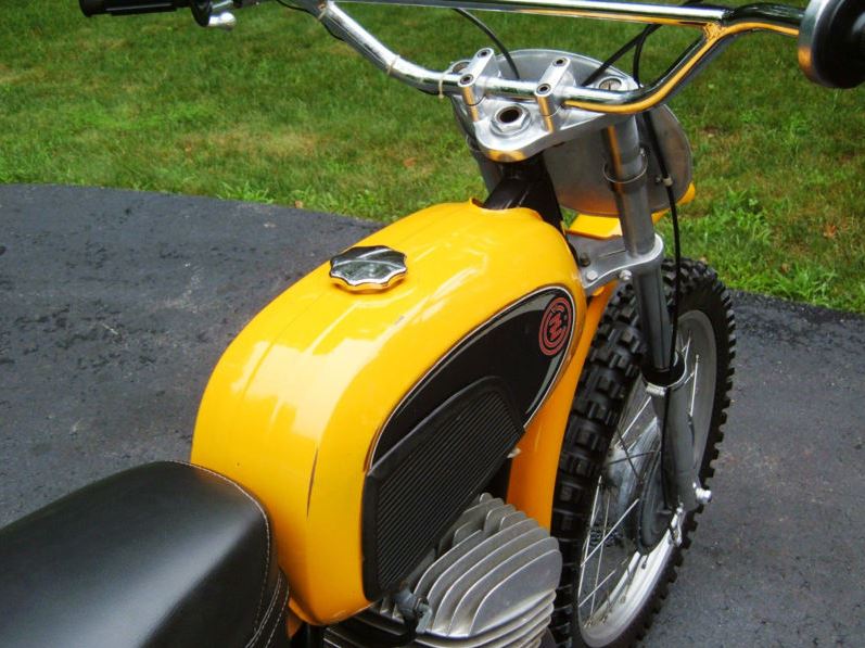 1972 CZ 400 – Model 981 | Bike-urious