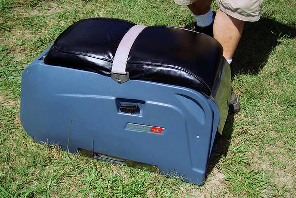 Centaur Folding Scooter – Folded Up | Bike-urious