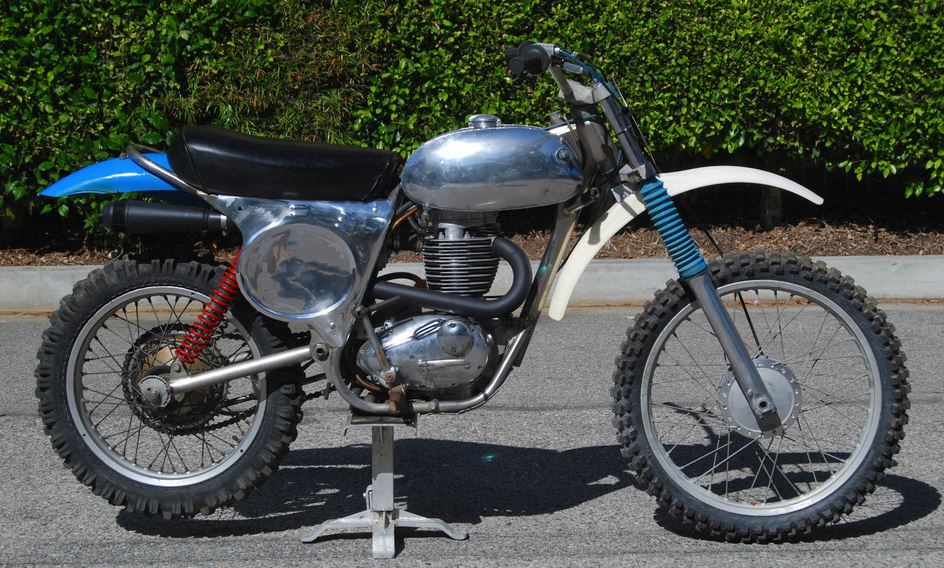 Cheney Triumph TR5MX – Right Side | Bike-urious
