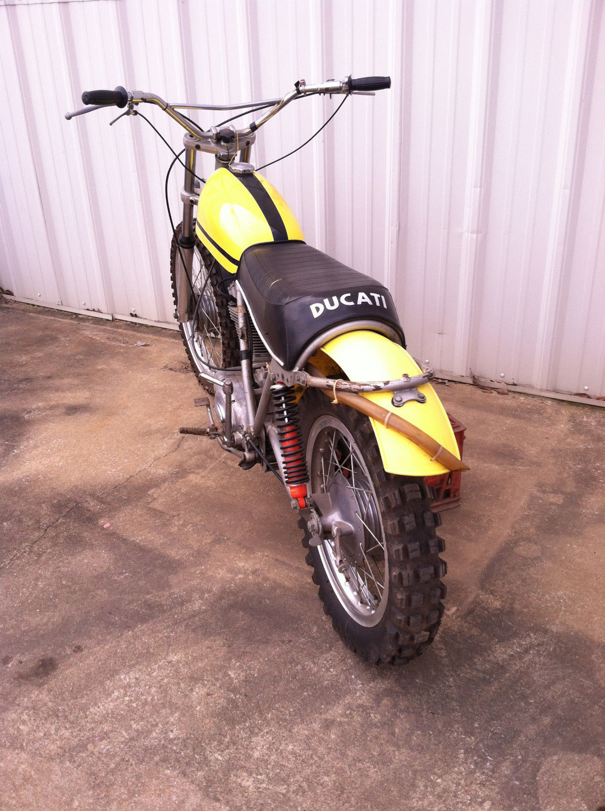 Ducati 450 RT Desmo – Left Rear | Bike-urious