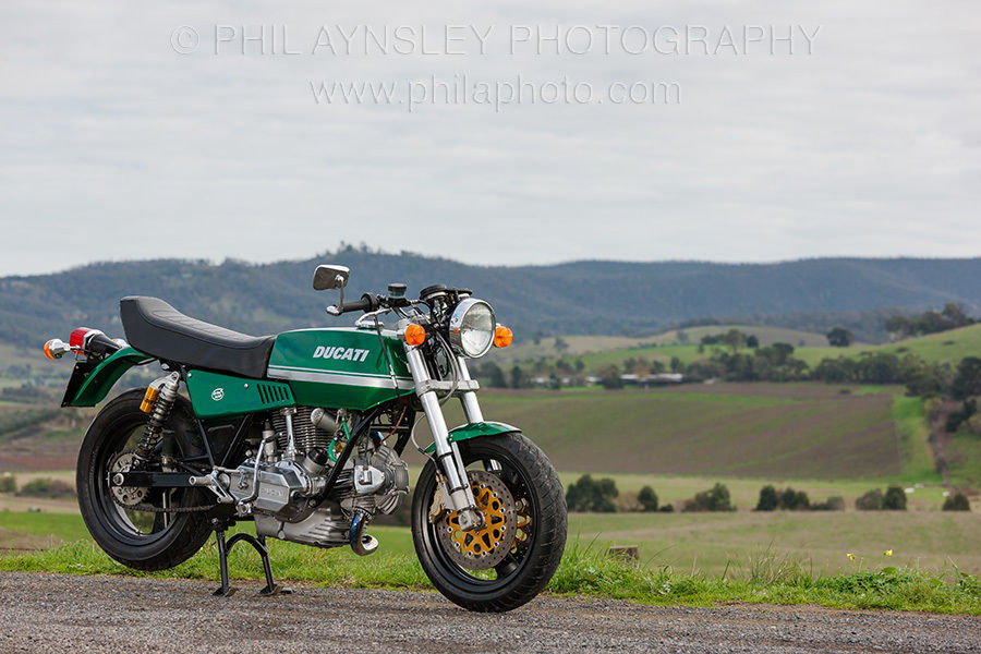 Ducati 860GT Custom – Right Side | Bike-urious