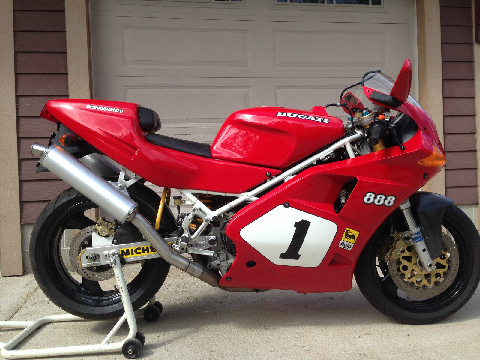 Ducati 888 SP4 – RIght Side | Bike-urious