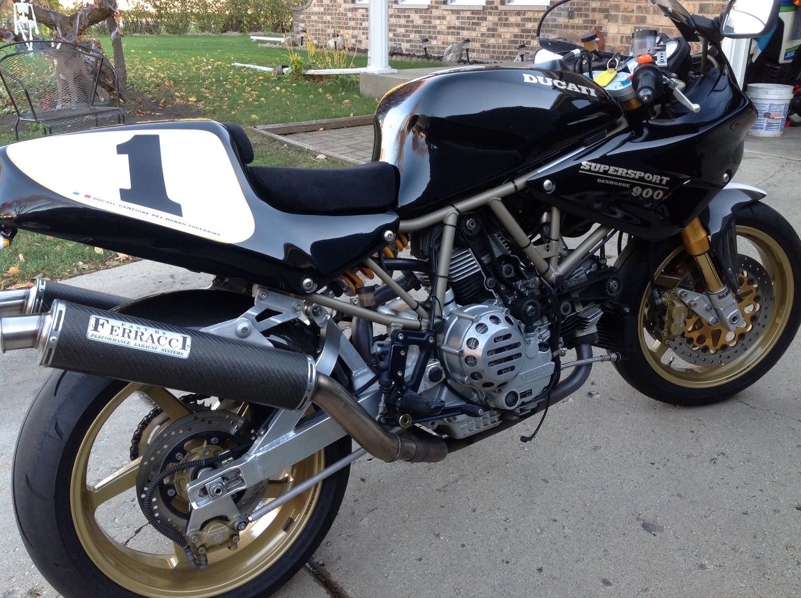 Ducati 900SS-SP – Rear Right | Bike-urious