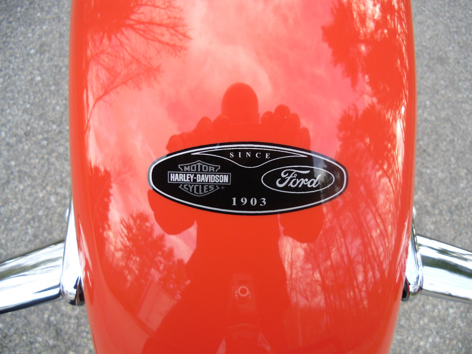 Ford Promotion – 2004 Harley-Davidson Fat Boy – Emblem | Bike-urious