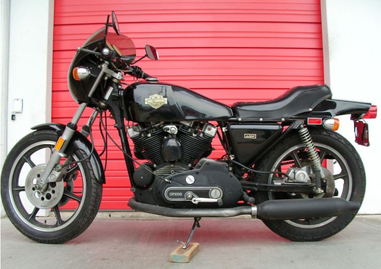 Willie G’s Cafe – 1977 Harley-Davidson XLCR | Bike-urious