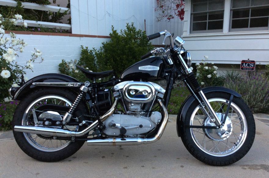 Harley-Davidson XLCH – Right Side | Bike-urious