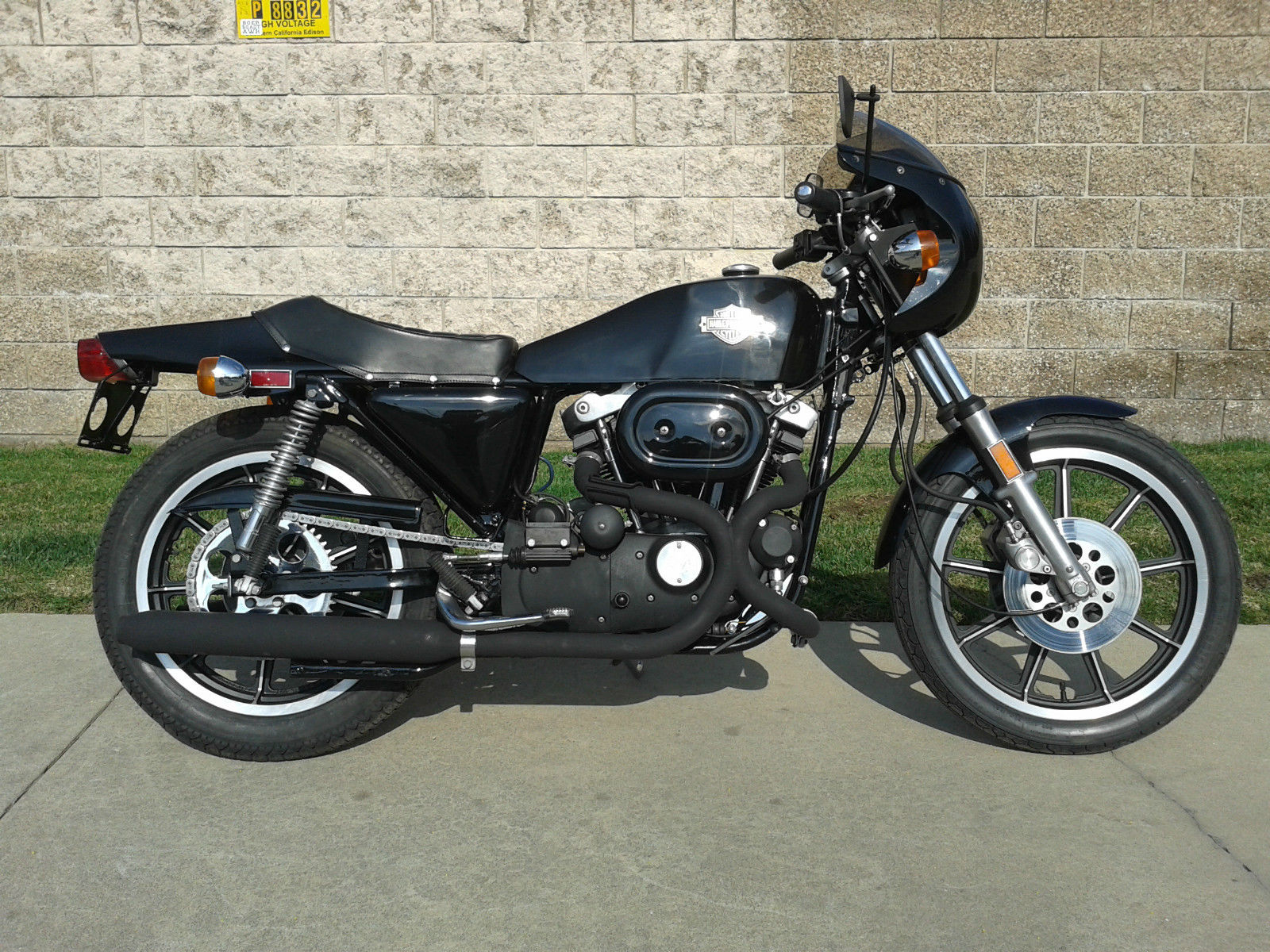 Harley-Davidson XLCR – Right Side | Bike-urious