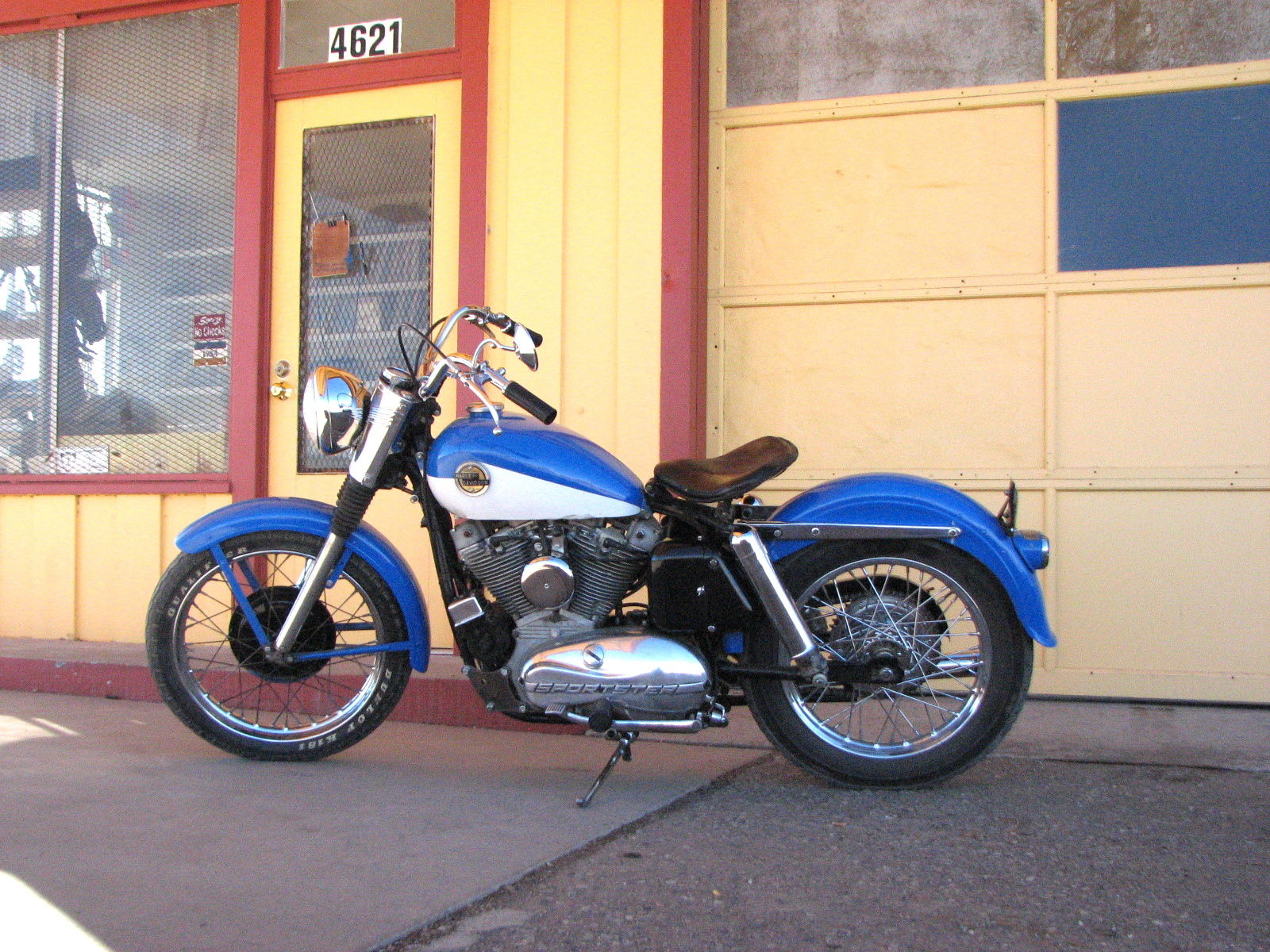 Harley-Davidson XLH Sportster – Left Side | Bike-urious