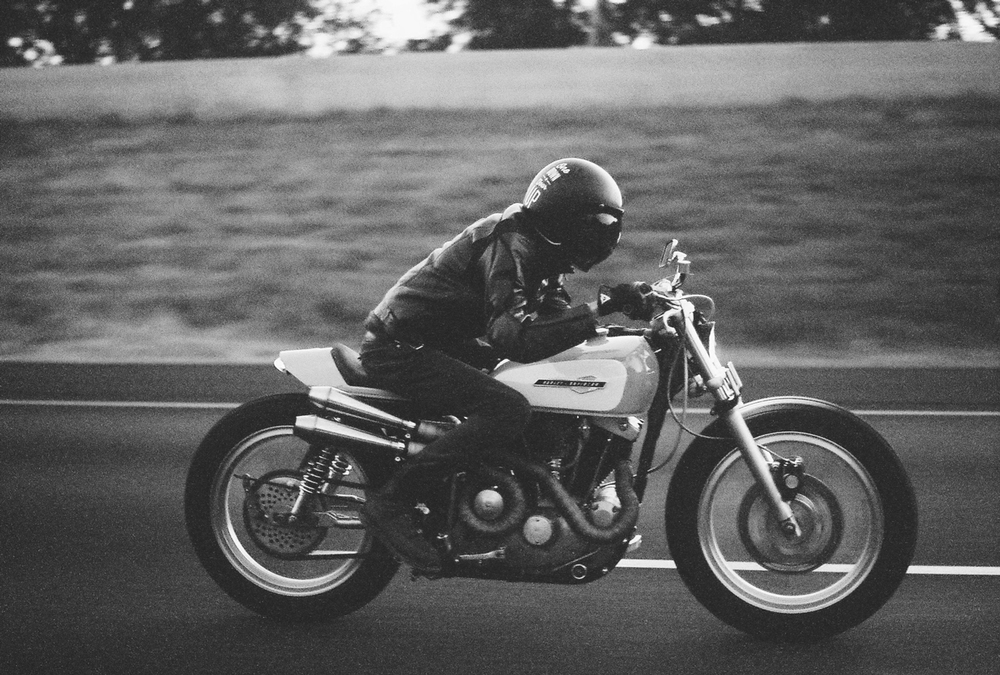 Harley XL1000 Sportster – Riding | Bike-urious