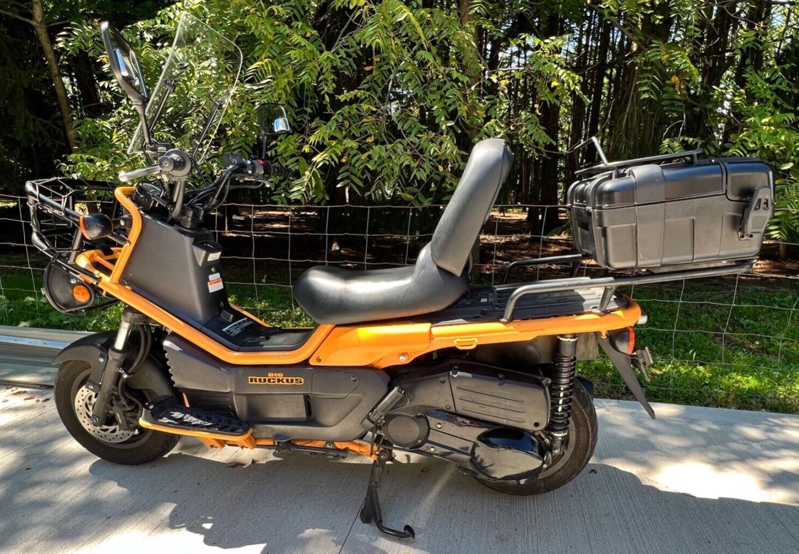 Honda Big Ruckus – Left Side | Bike-urious