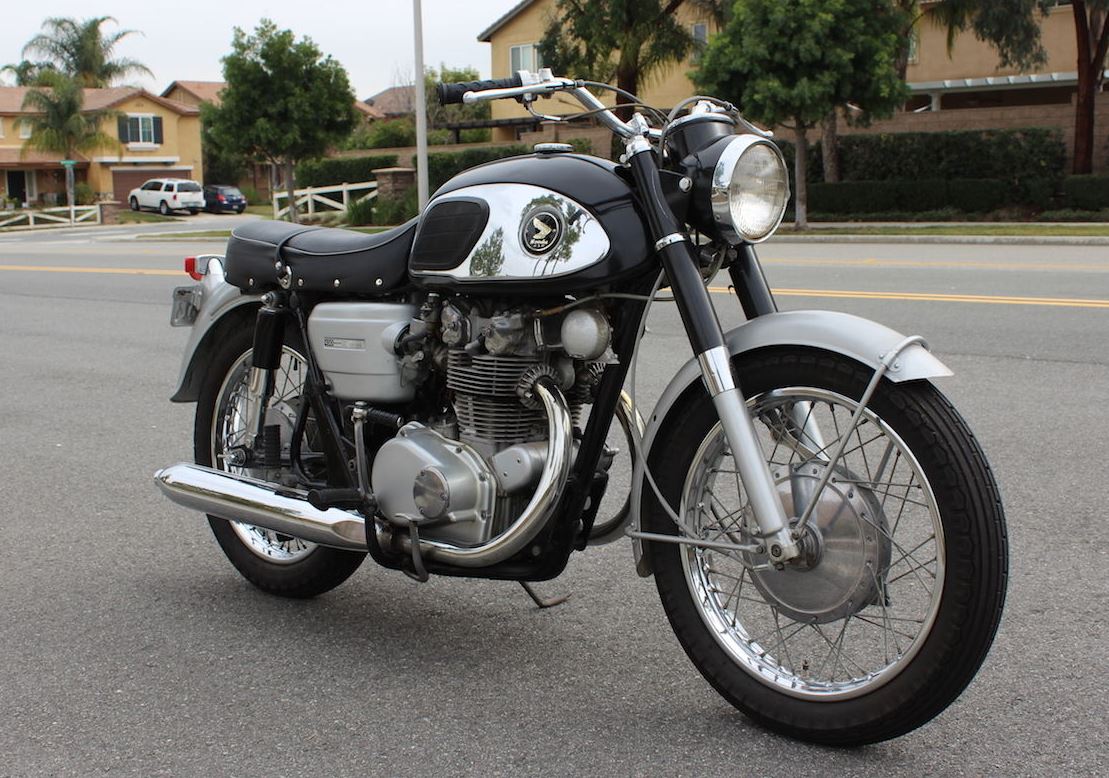 Honda CB450 – Front Right | Bike-urious