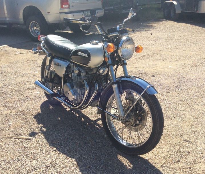 Honda CB500 Four – Front Right | Bike-urious