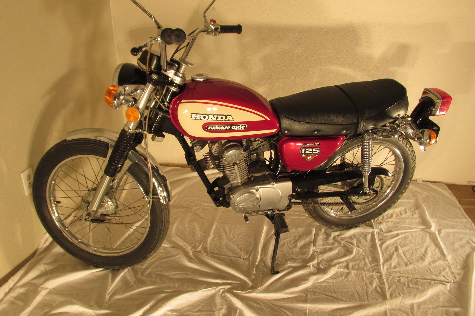 Honda CL125 Suitcase Cycle – Left Side | Bike-urious