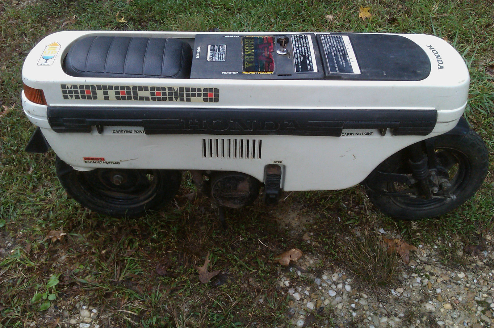 Honda Motocompo – Folded Right Side | Bike-urious