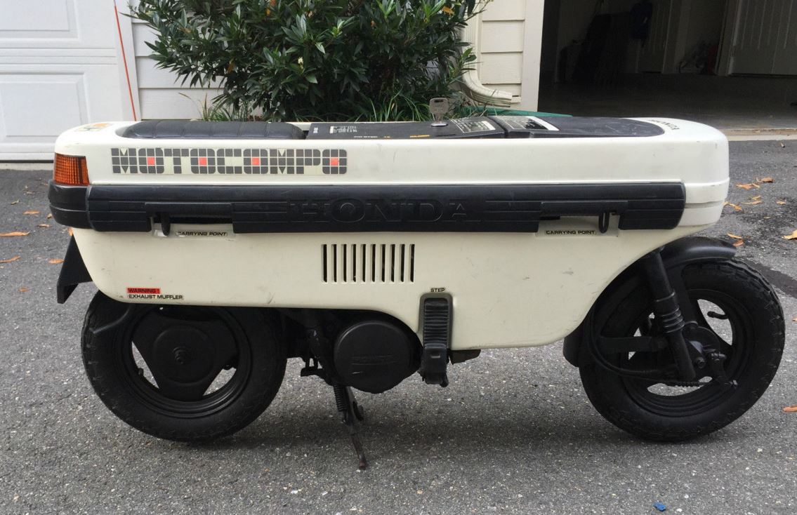 Honda Motocompo – Right Side Folded | Bike-urious