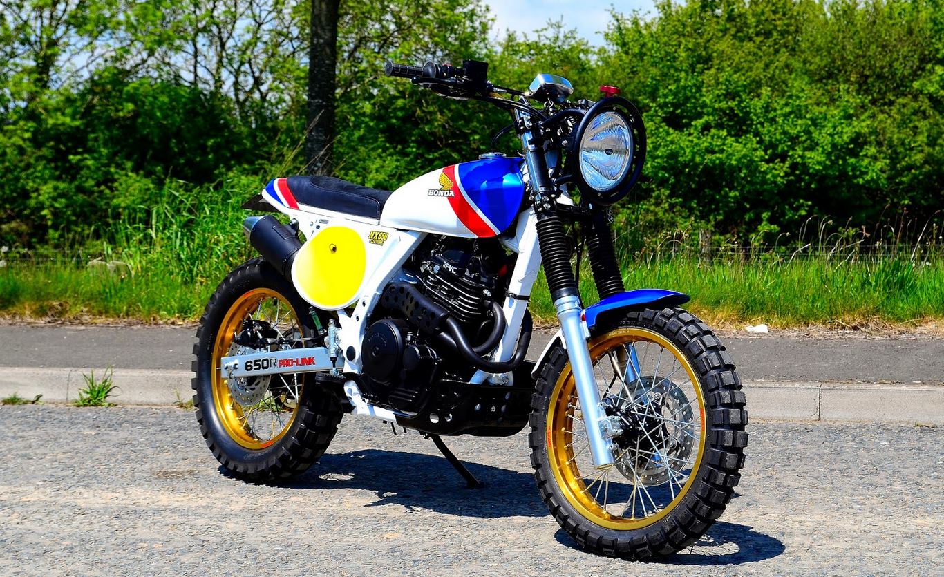 Honda NX650 Custom – Front Right | Bike-urious