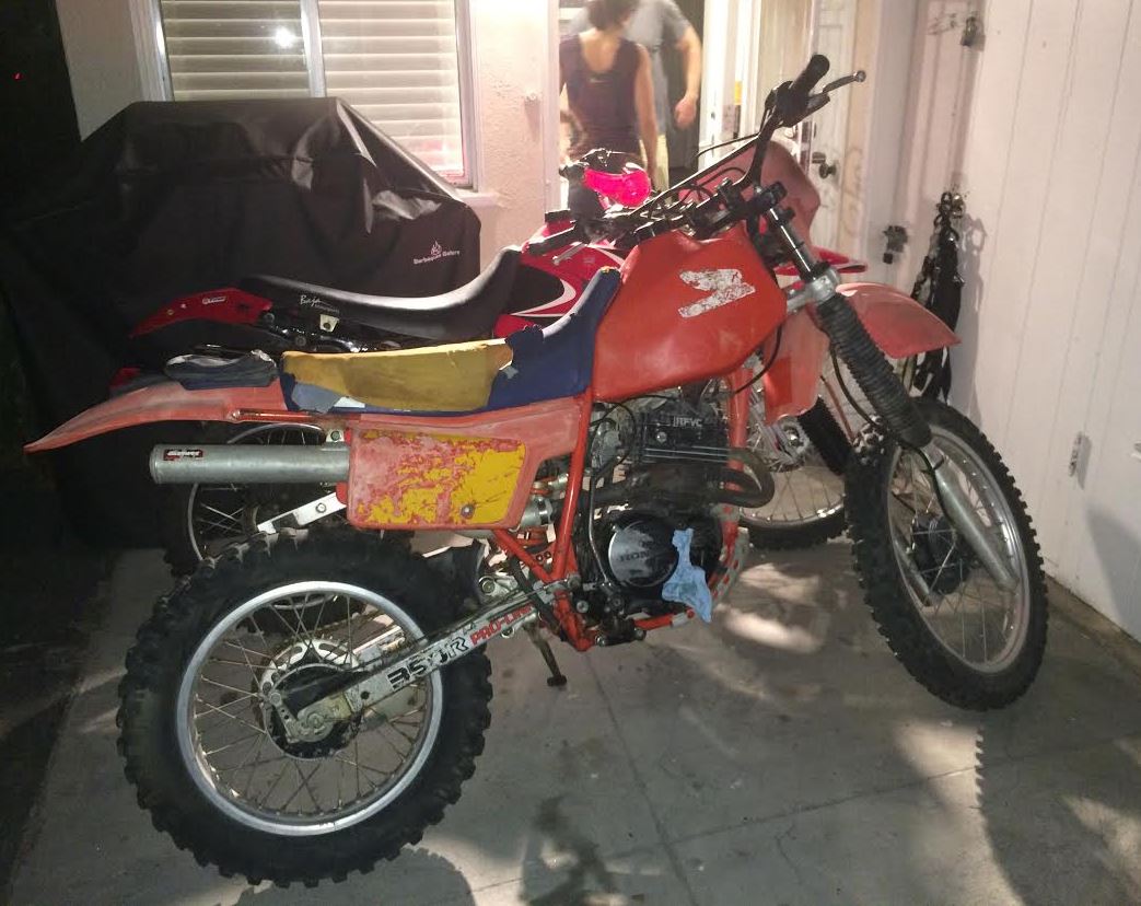 Honda XR350R – Right Side | Bike-urious