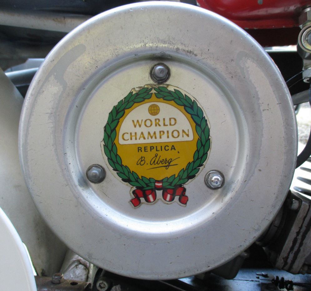 Husqvarna 400CR – Emblem | Bike-urious