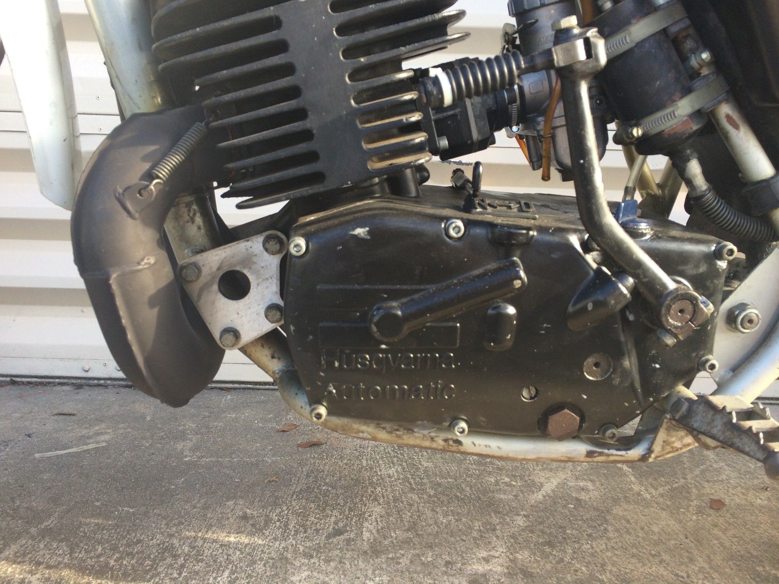 Husqvarna 420A – Engine | Bike-urious