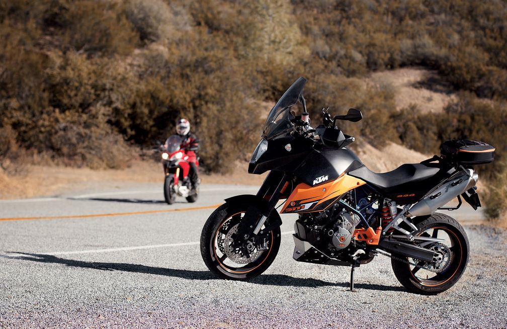 KTM 990 SMT – Left Side | Bike-urious