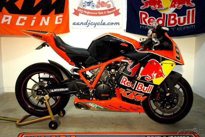 KTM RC8R Red Bull Edition – Right Side | Bike-urious