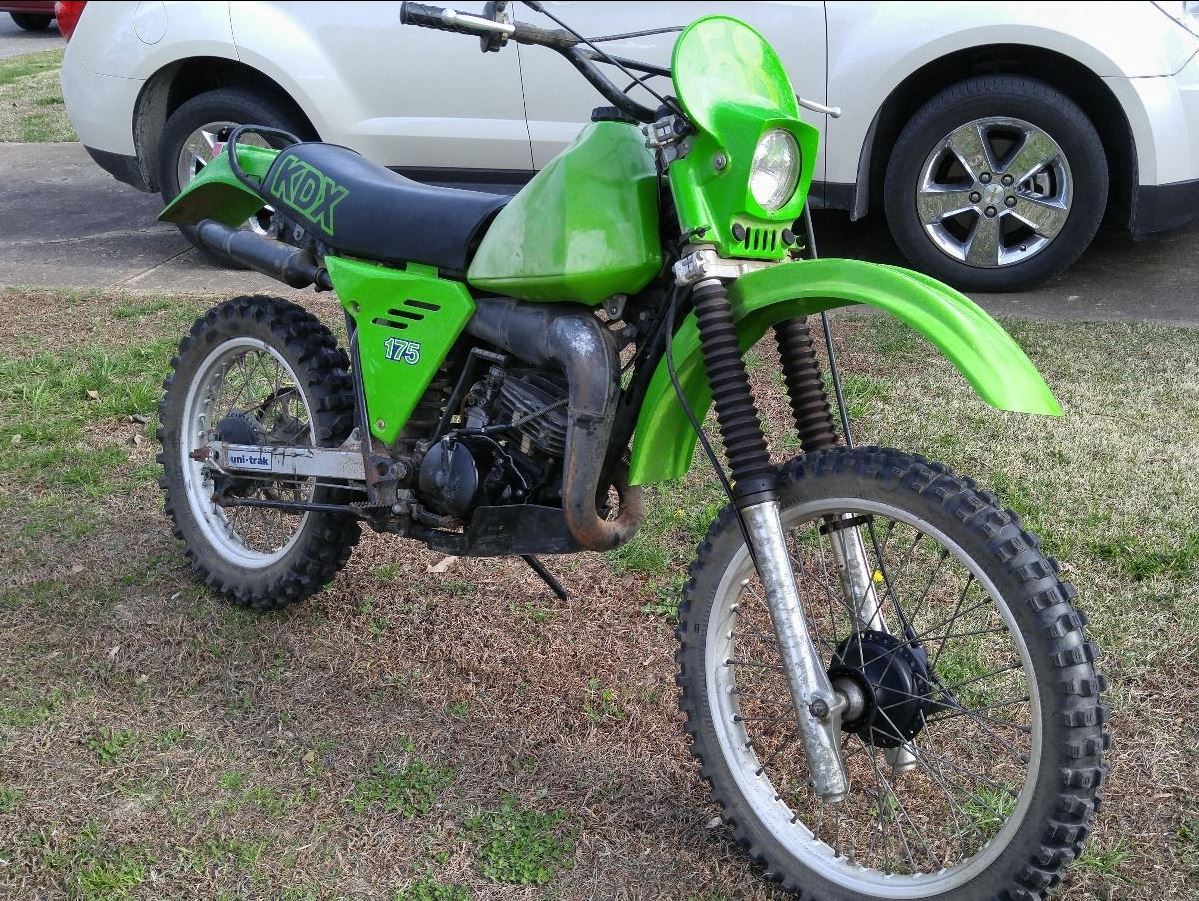 Kawasaki KDX175 – Front Right | Bike-urious