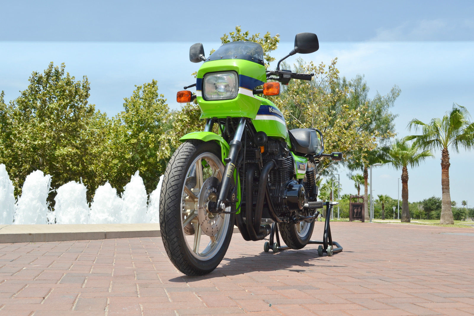 Kawasaki KZ1000R ELR – Front | Bike-urious