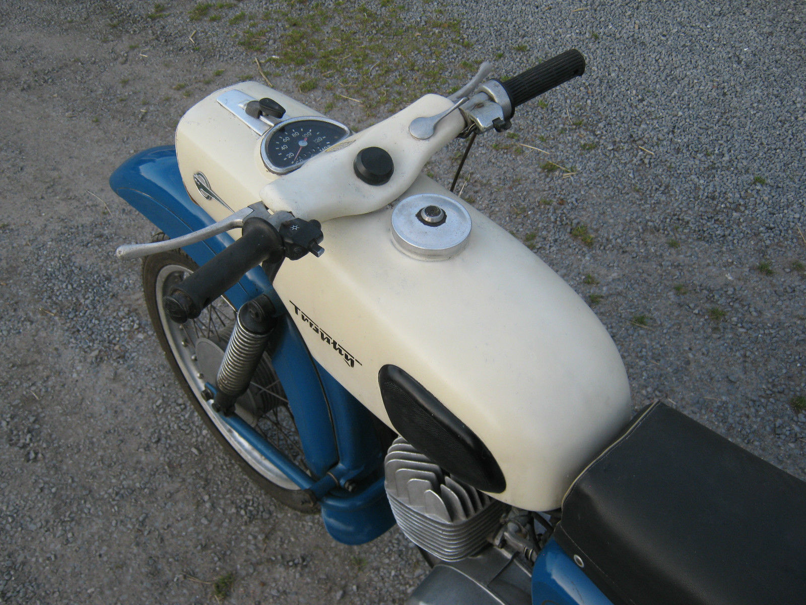 MZ Trophy ES – Cockpit | Bike-urious