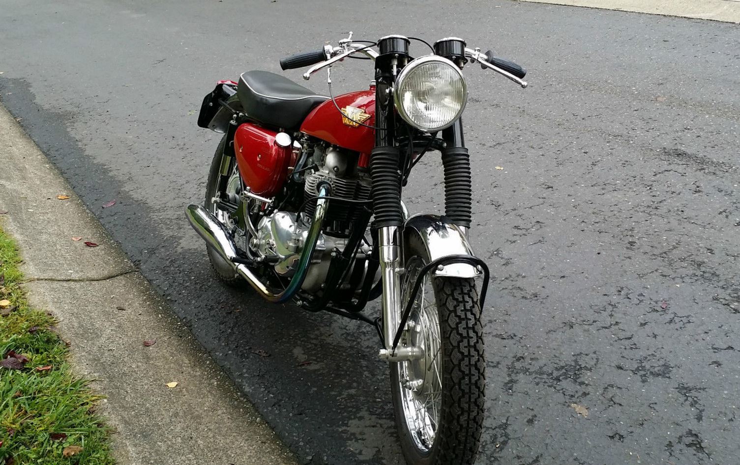 Matchless G15CS – Front Right | Bike-urious