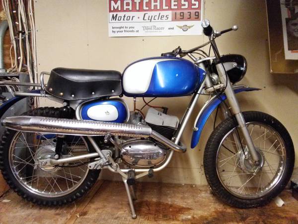 Moto Beta XTR 100 – Right Side | Bike-urious