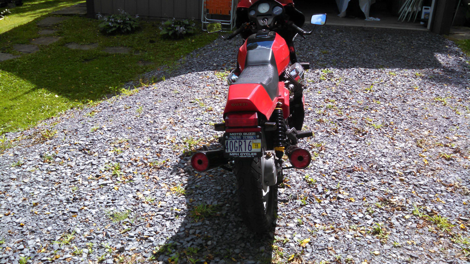 Moto Guzzi Custom – Rear | Bike-urious