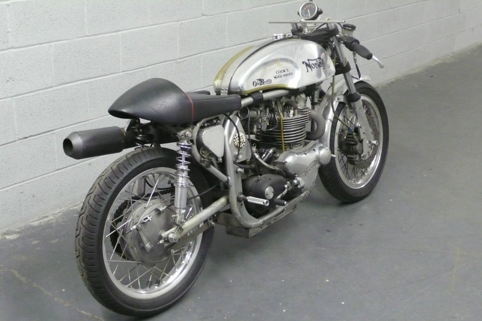 Norton Atlas 750 Racer – Rear Right | Bike-urious