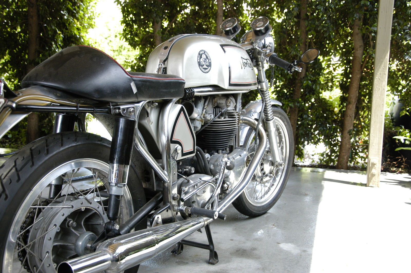 Norton Atlas Cafe – Rear Right | Bike-urious