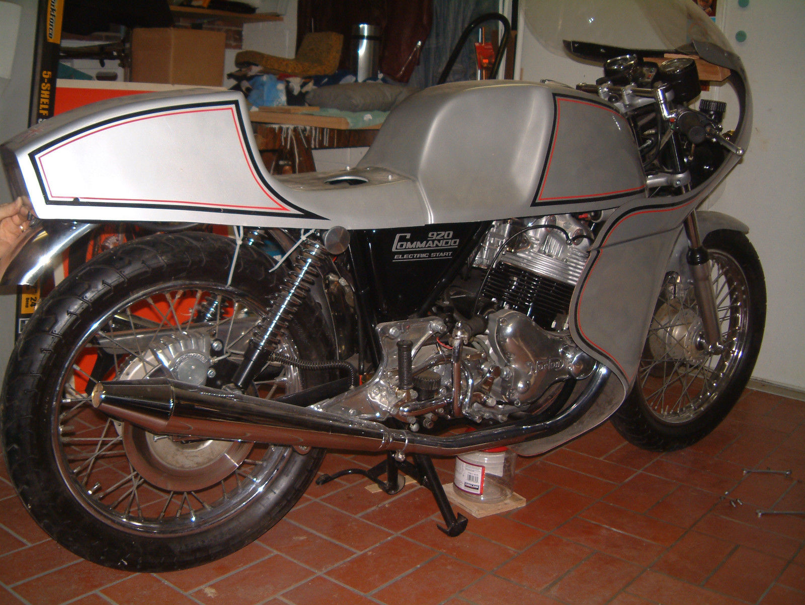 Norton Commando 920 – Rear Right | Bike-urious