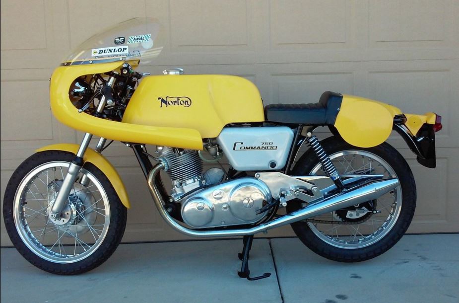 Norton Commando Production Racer – Left Side | Bike-urious