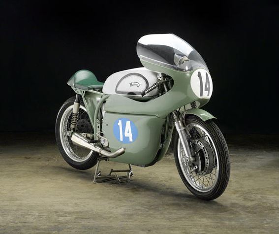 Norton Manx Racer – Front Right | Bike-urious