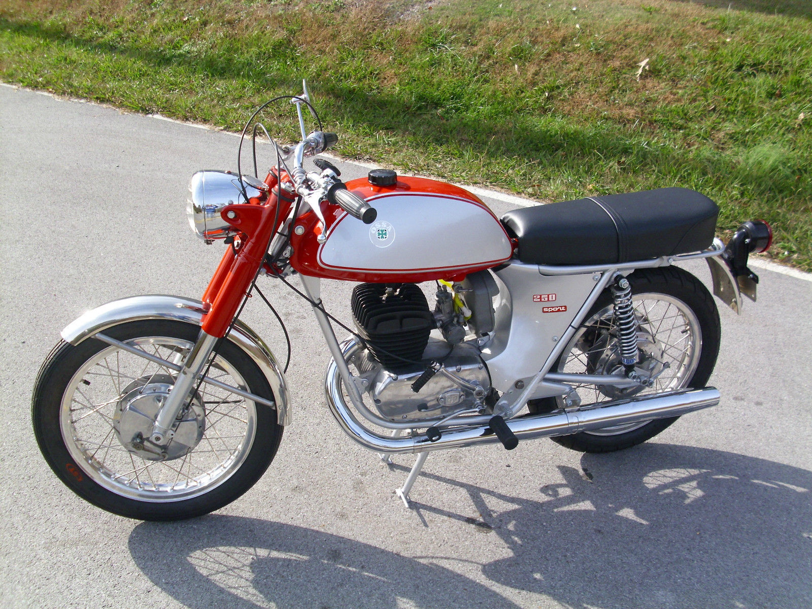 Ossa 250 Sport – Left Side | Bike-urious