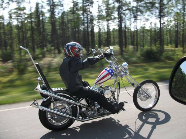 Panzer-Paughco Captain America – On the Road | Bike-urious