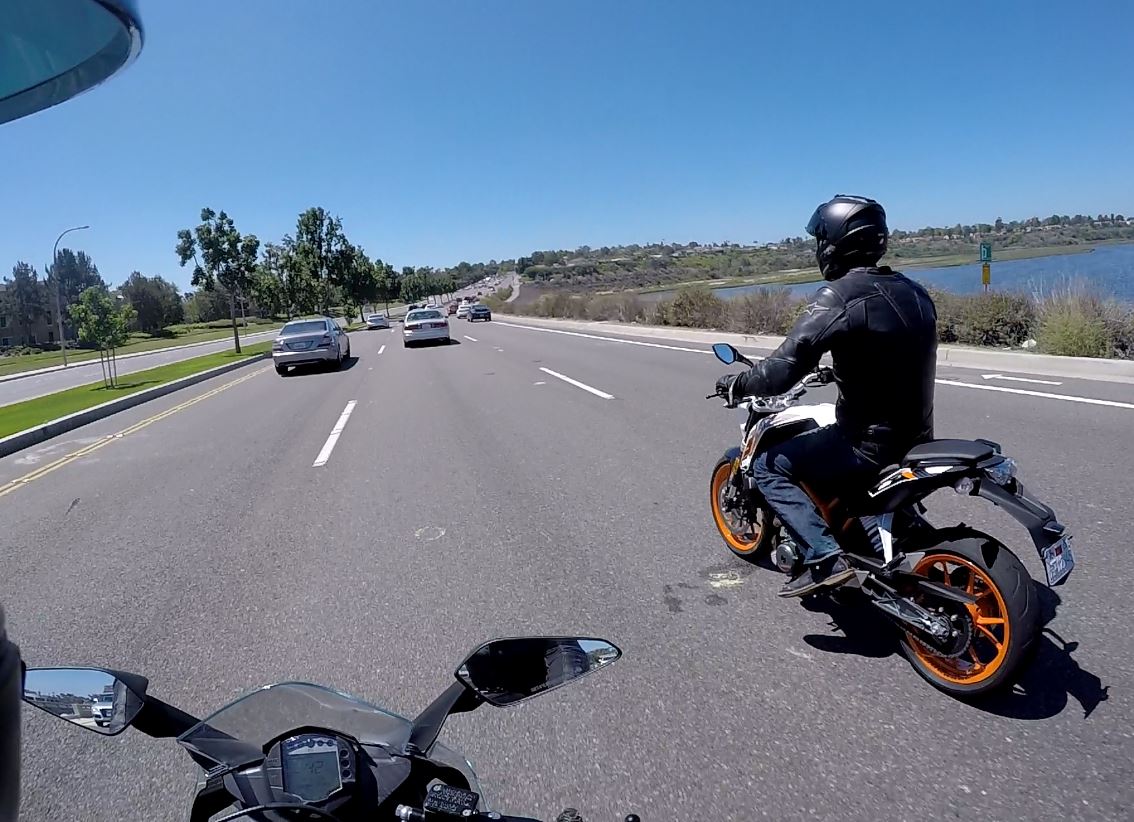 RC390 Moving | Bike-urious