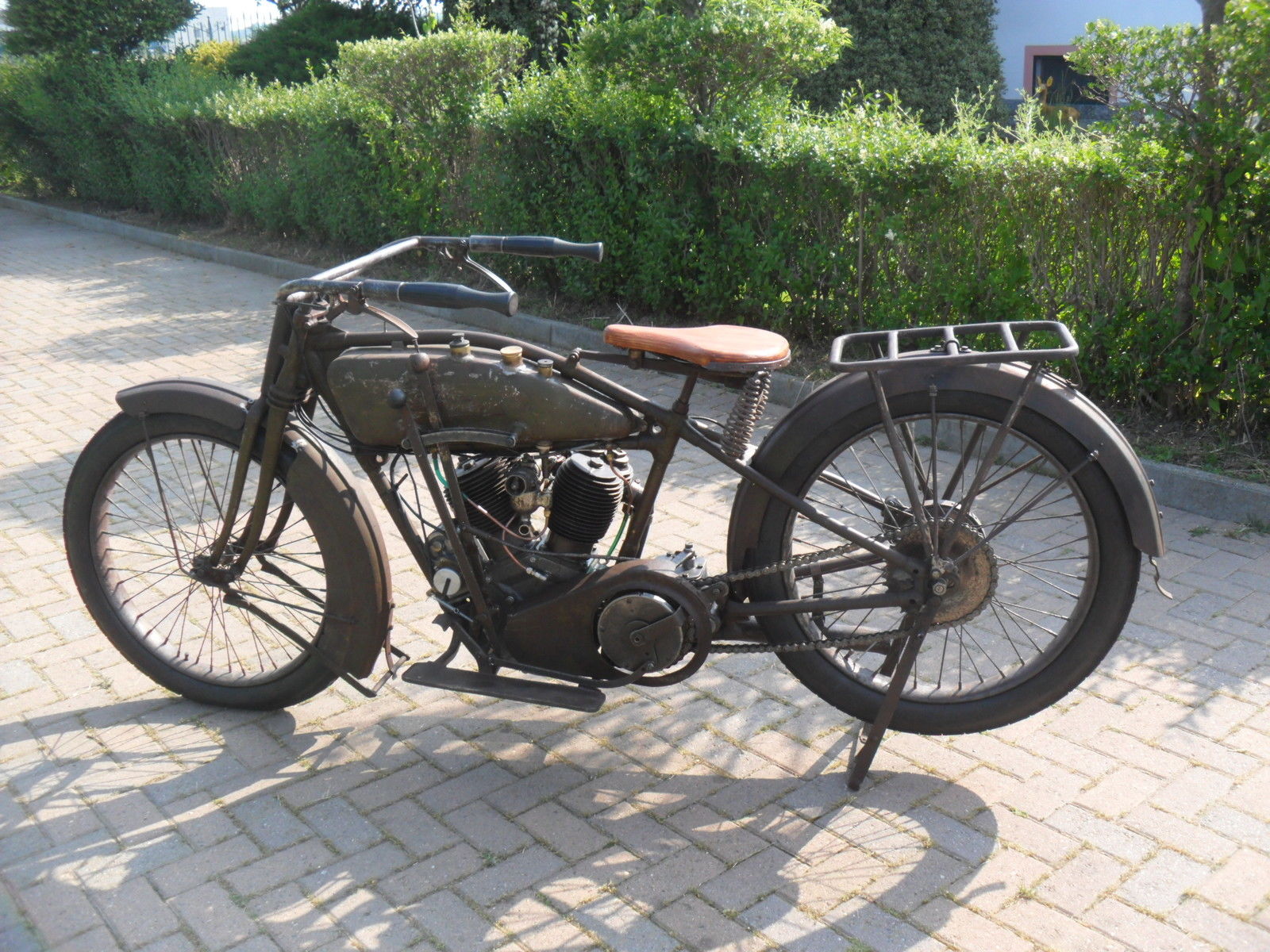 Reading Standard – Left Side | Bike-urious